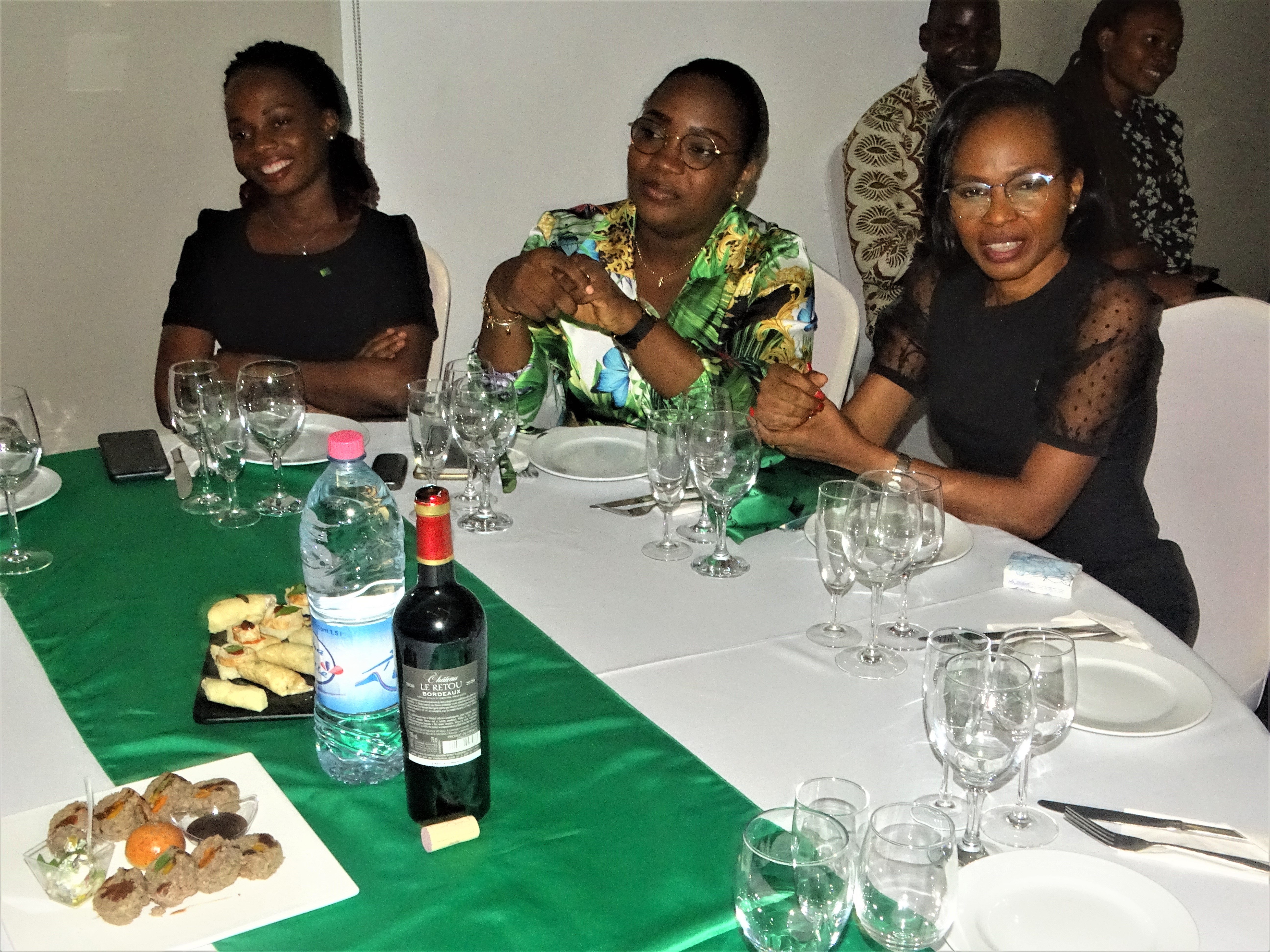 Orabank Bénin lance le service ‘’WhatsApp Banking’’ - 24 HEURES AU BENIN